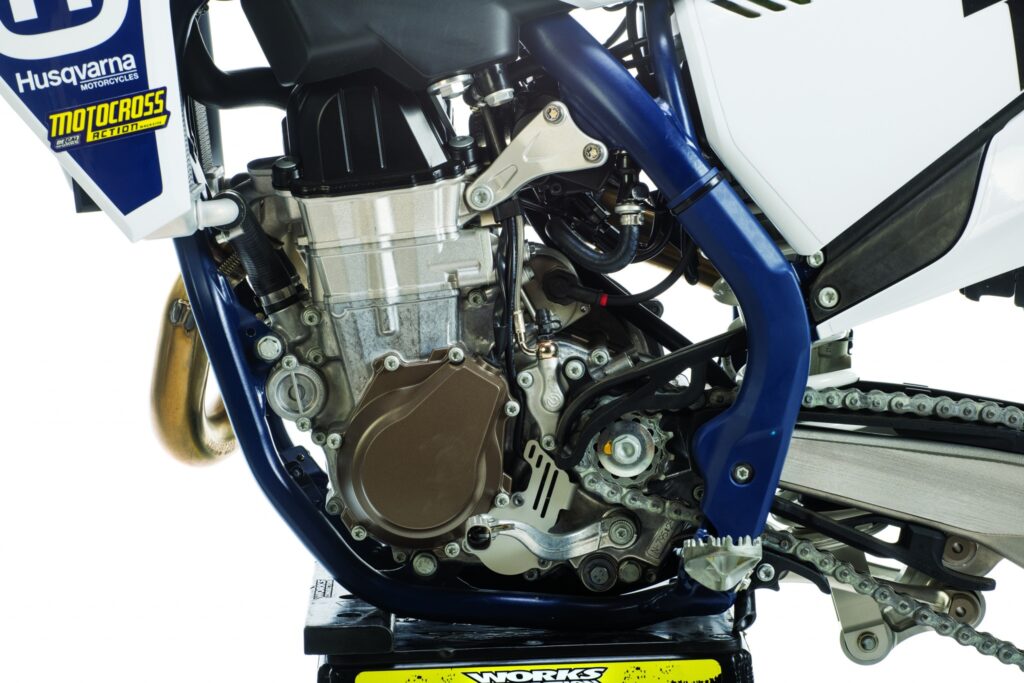 Husqvarna Resmi Pasarkan FC450 2022, Mari Simak Perbedaan dan ...