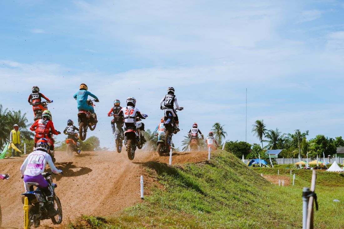 Fakta Unik: JC Supertrack Sebagai Ajang Balap Grasstrack Bergengsi di ...
