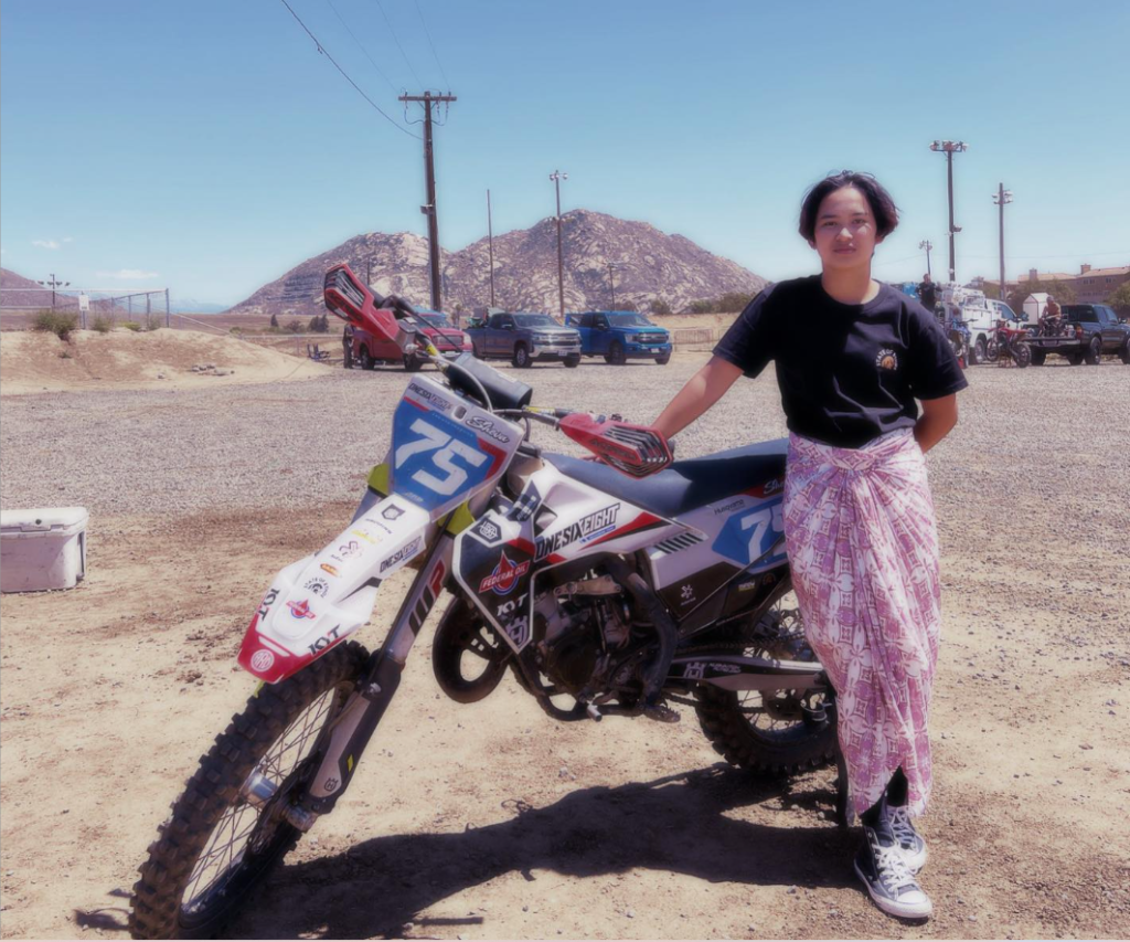 Pembalap Perempuan Indonesia, Sheva Ardiansyah, Terus Tunjukkan ...