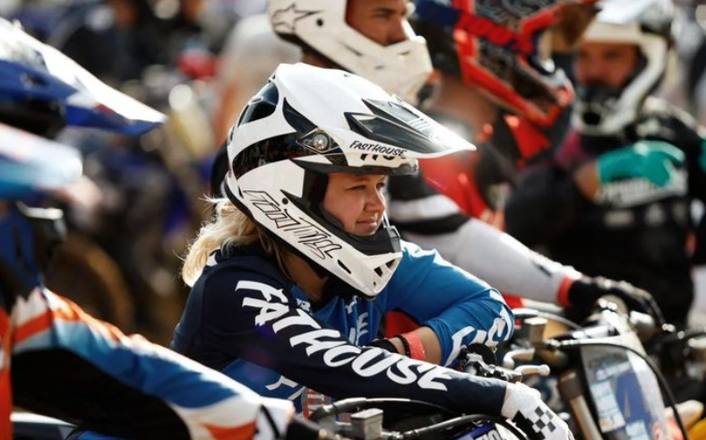 Motocross Bukan Hanya Olahraga Pria: Inspirasi dari Pembalap Wanita ...
